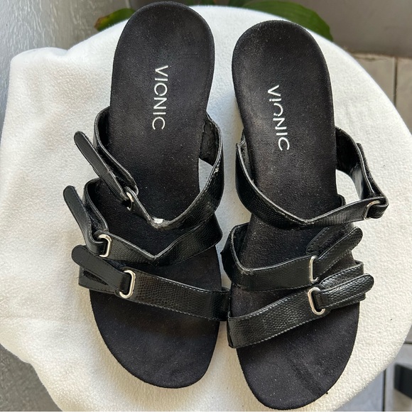 Vionic | Shoes | Vionic Womens Black Strappy Sandals | Poshmark